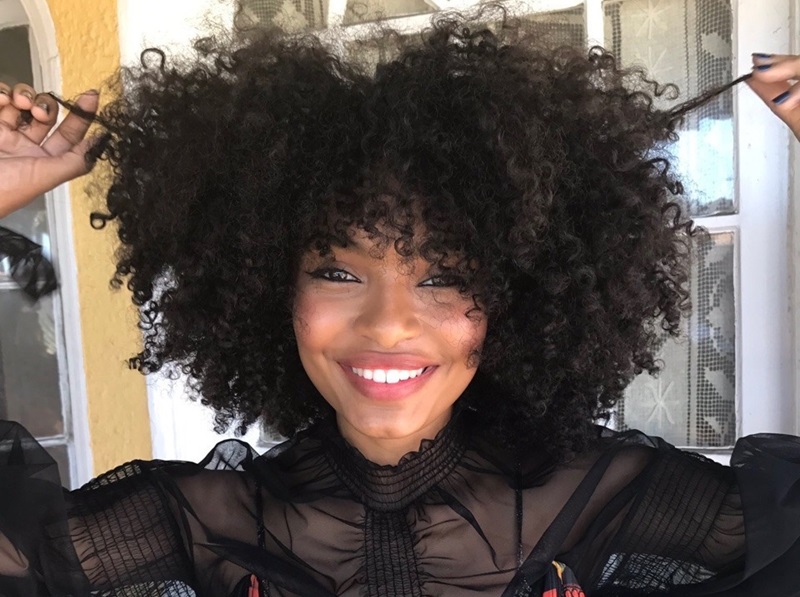 » Tudo sobre Low Poo: O que é, como começar e o que usar - Charme-se